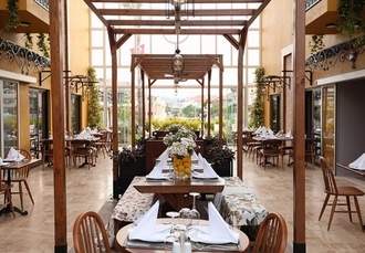 Beach Holidays | Save up to 70% on luxury travel | Secret Escapes